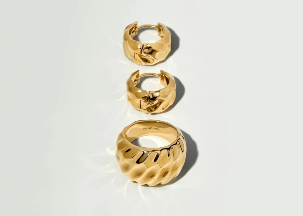 Pandora Unveils ESSENCE Collection With KATSEYE Stars Pandora Unveils ESSENCE Collection With KATSEYE Stars
