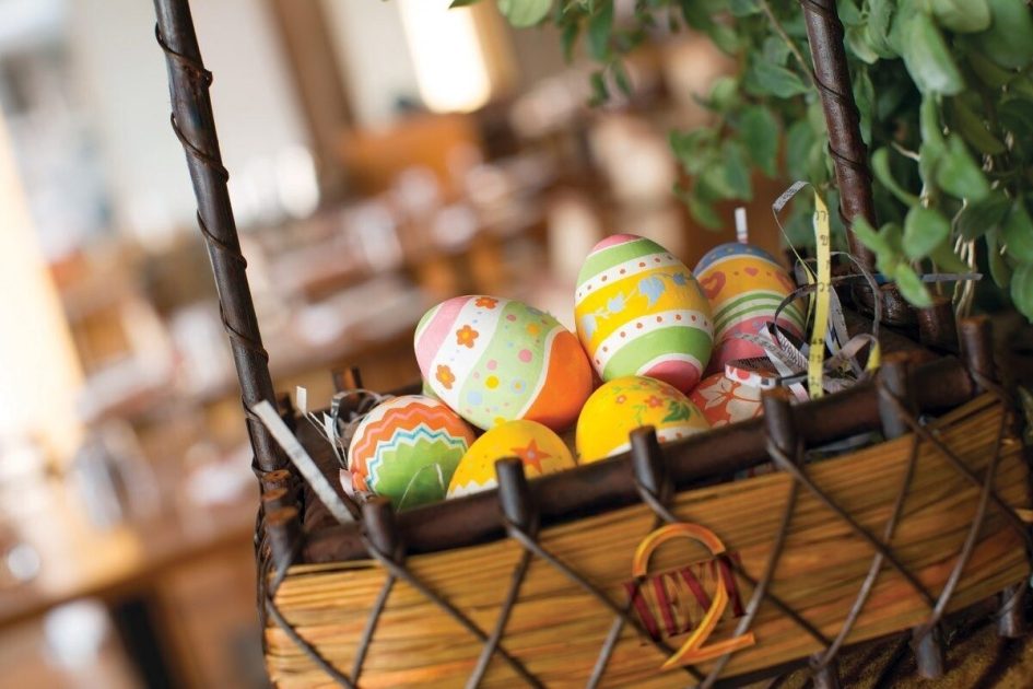 An Egg-citing Easter Brunch Awaits You at NEXT2 Café