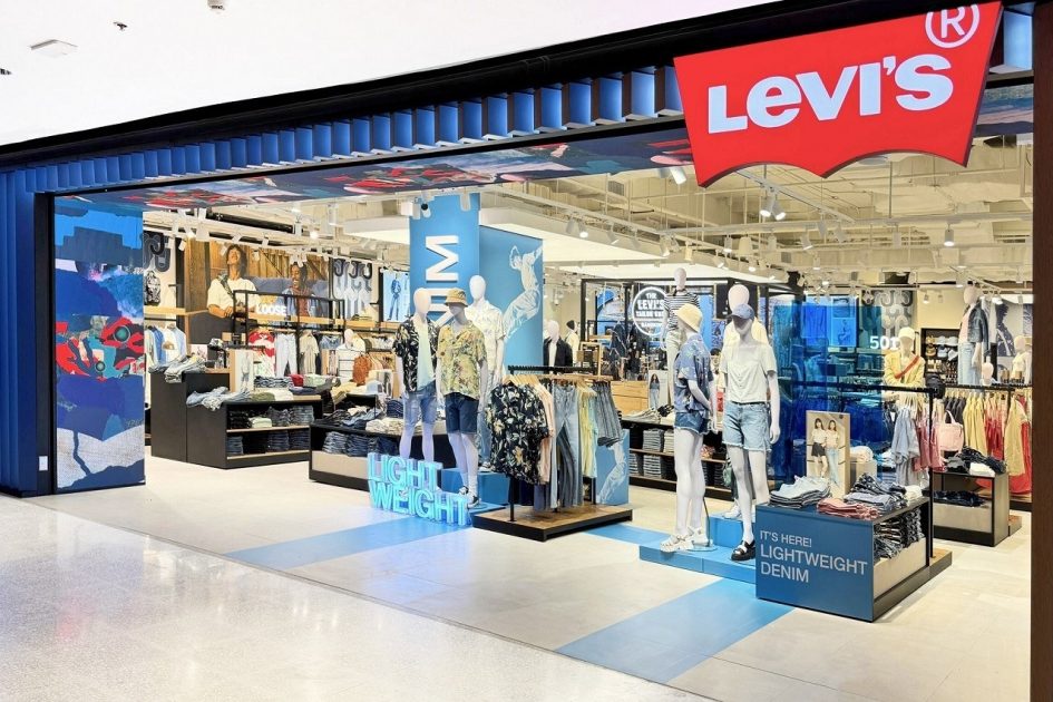 Levi's Opens Its Largest SEA Store in CentralWorld