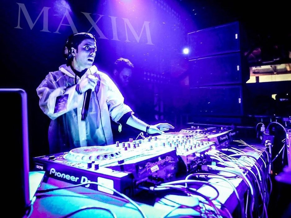 DJCJ at XYLO at The Palace | The Beat Manila