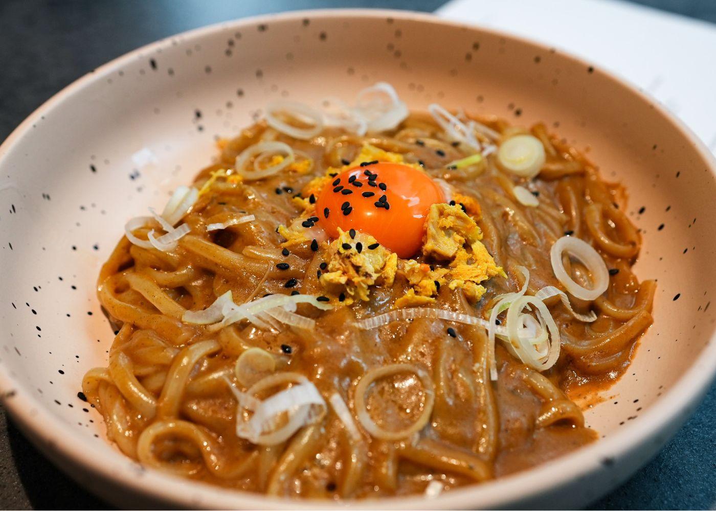 AOAO Central Restaurant Review | Delish Eats