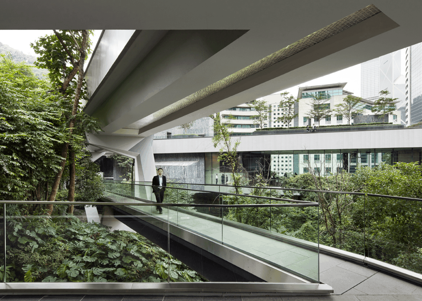 8 Contemporary Architectural Buildings to Visit in Hong Kong