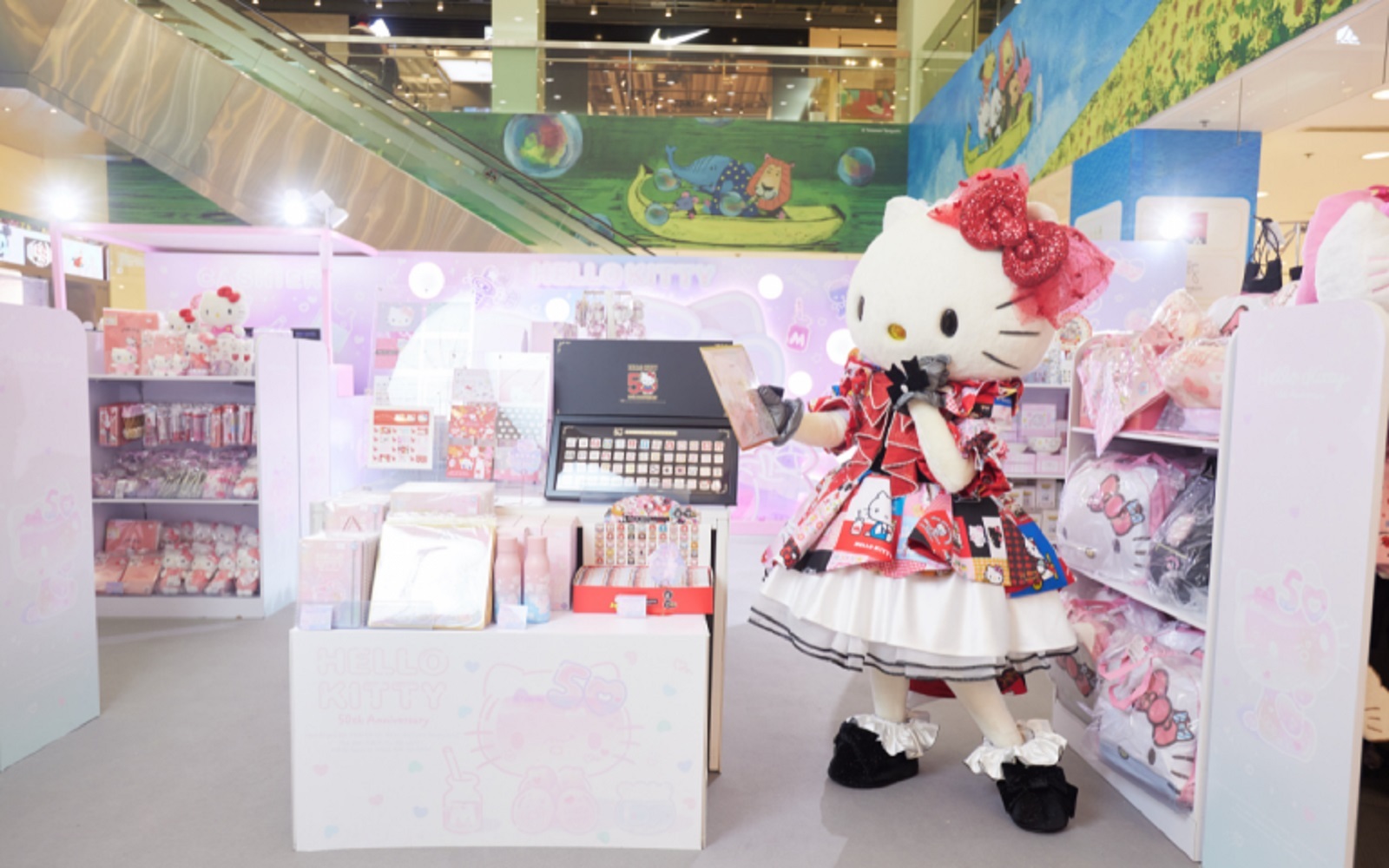 Hello Kitty Graces Harbour City for Her 50th Anniversary