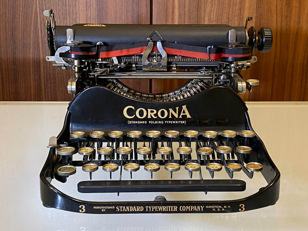 Meet Steve Parry, the World’s Biggest Typewriter Influencer