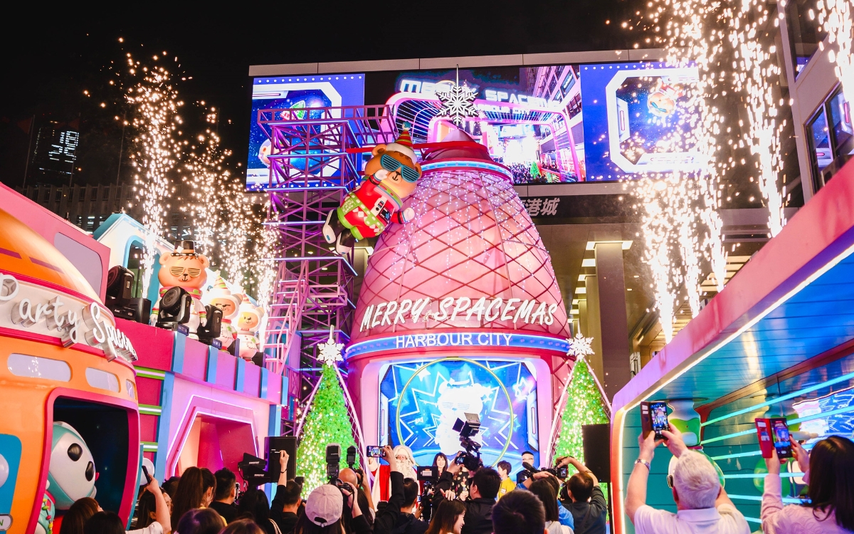 Best Christmas Displays to Check Out in Hong Kong this 2023