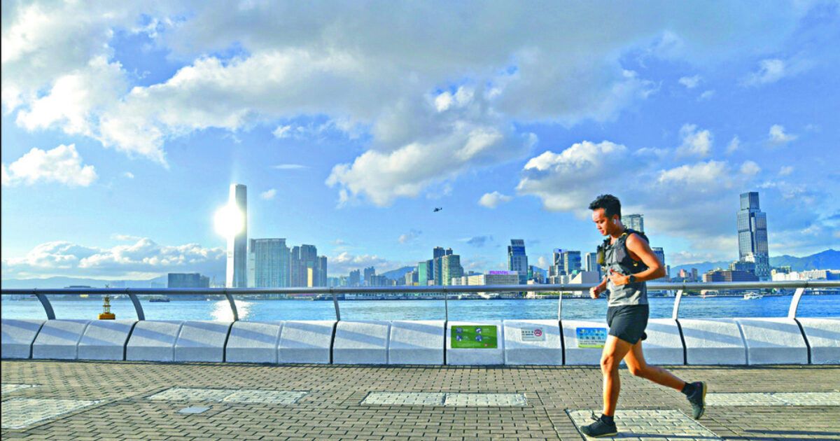 Fenceless Walkways to Be Introduced to Victoria Harbour