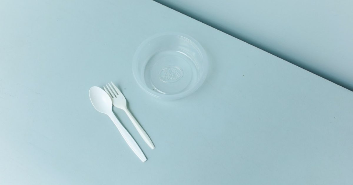 HK Ban on Single-Use Plastics at Restos Delayed to Q2 2024