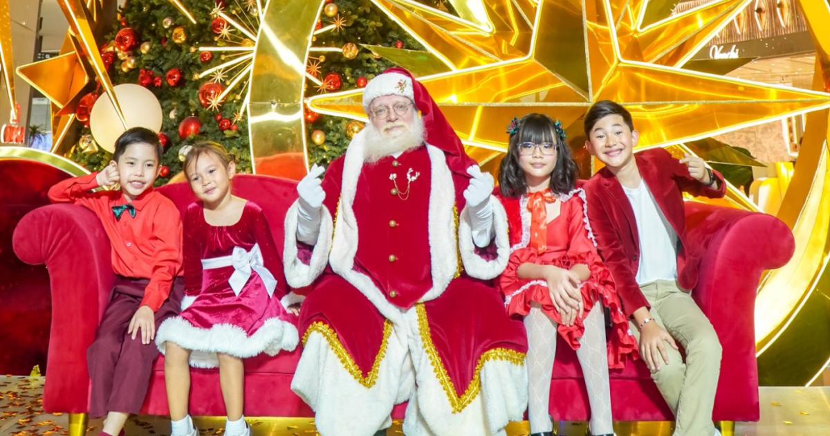 Best Places to Catch Santa Claus This Christmas in Manila