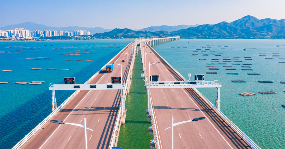 Ultimate Guide: Crossing the Border to Visit Shenzhen