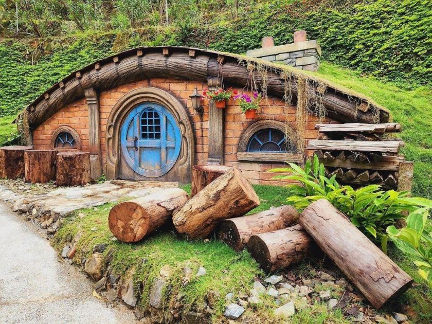 Step Into the World of Hobbits at This New Attraction