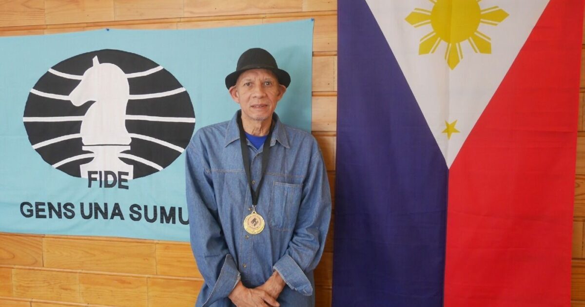 66-Year-Old Filipino Chess Player Wins Gold Medal