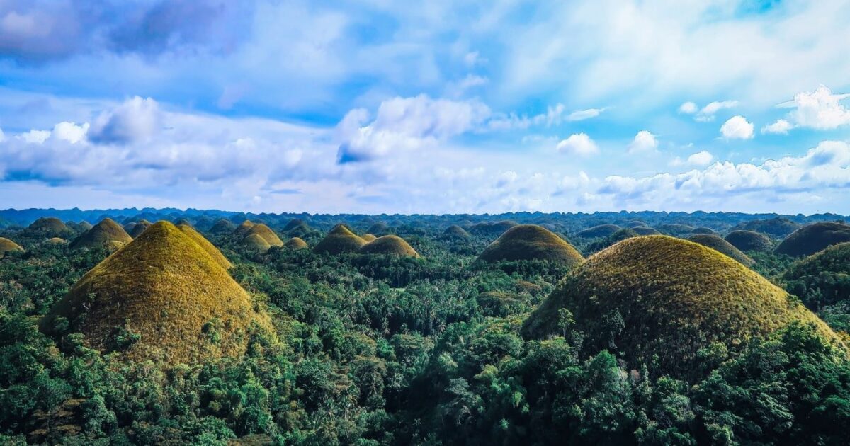 Gov't Launches Digital Travel Magazine to Boost PH Tourism