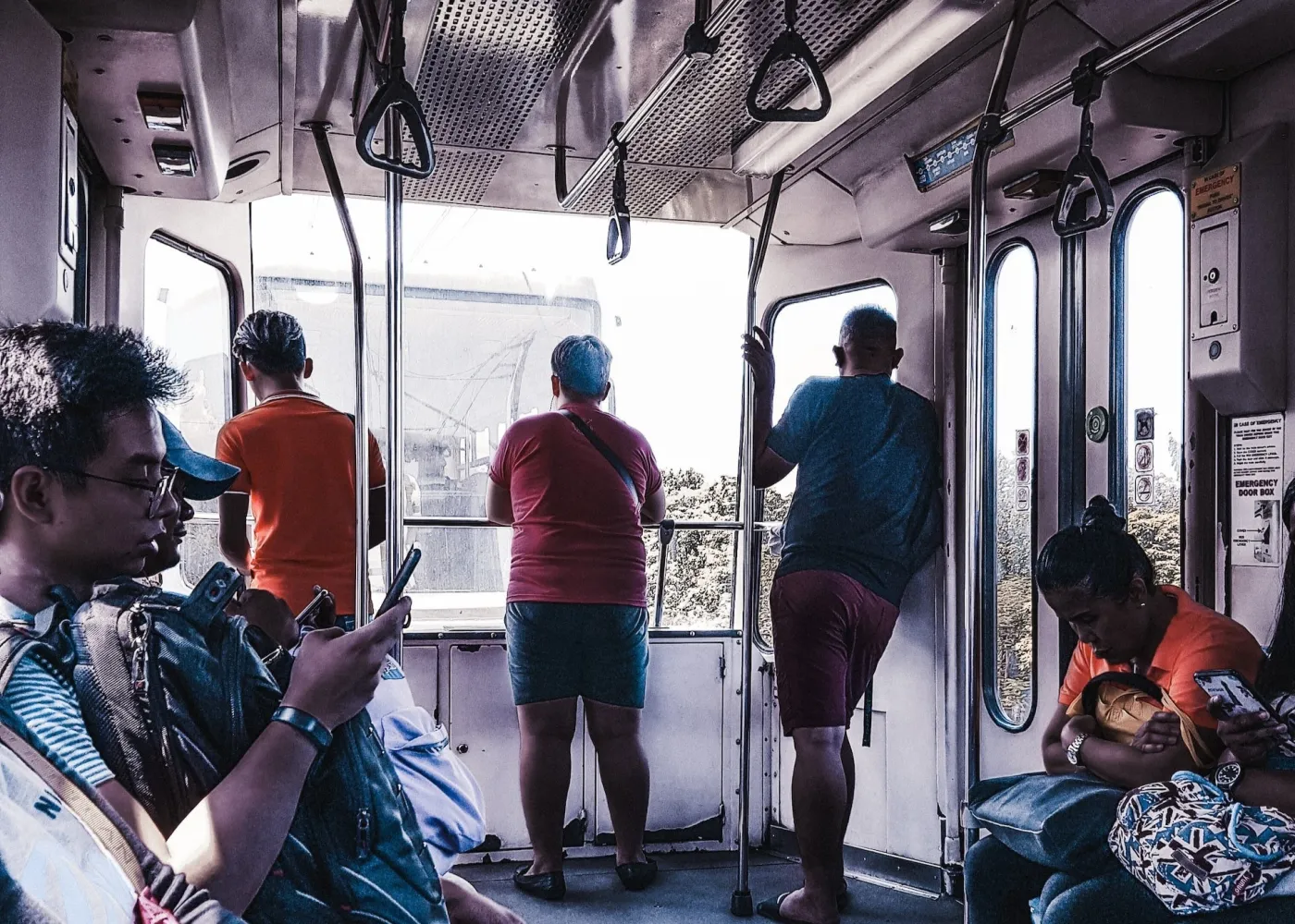 mrt-3-announces-schedule-for-christmas-and-new-year-2022