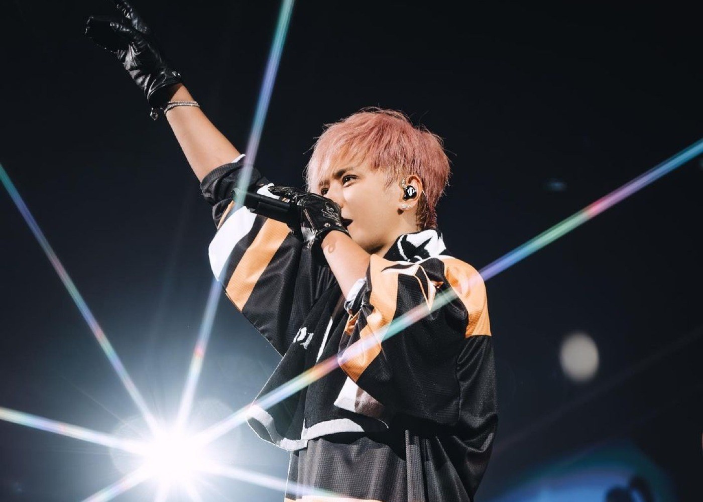 Taiwanese Singer Show Lo Returns to S’pore After Six Years